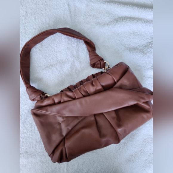 Zara | Bags | Zara Leather Purse | Poshmark